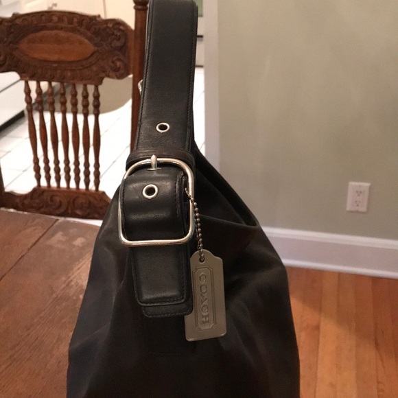 Coach | Bags | Authentic Black 98s Coach Bucket Handbag | Poshmark